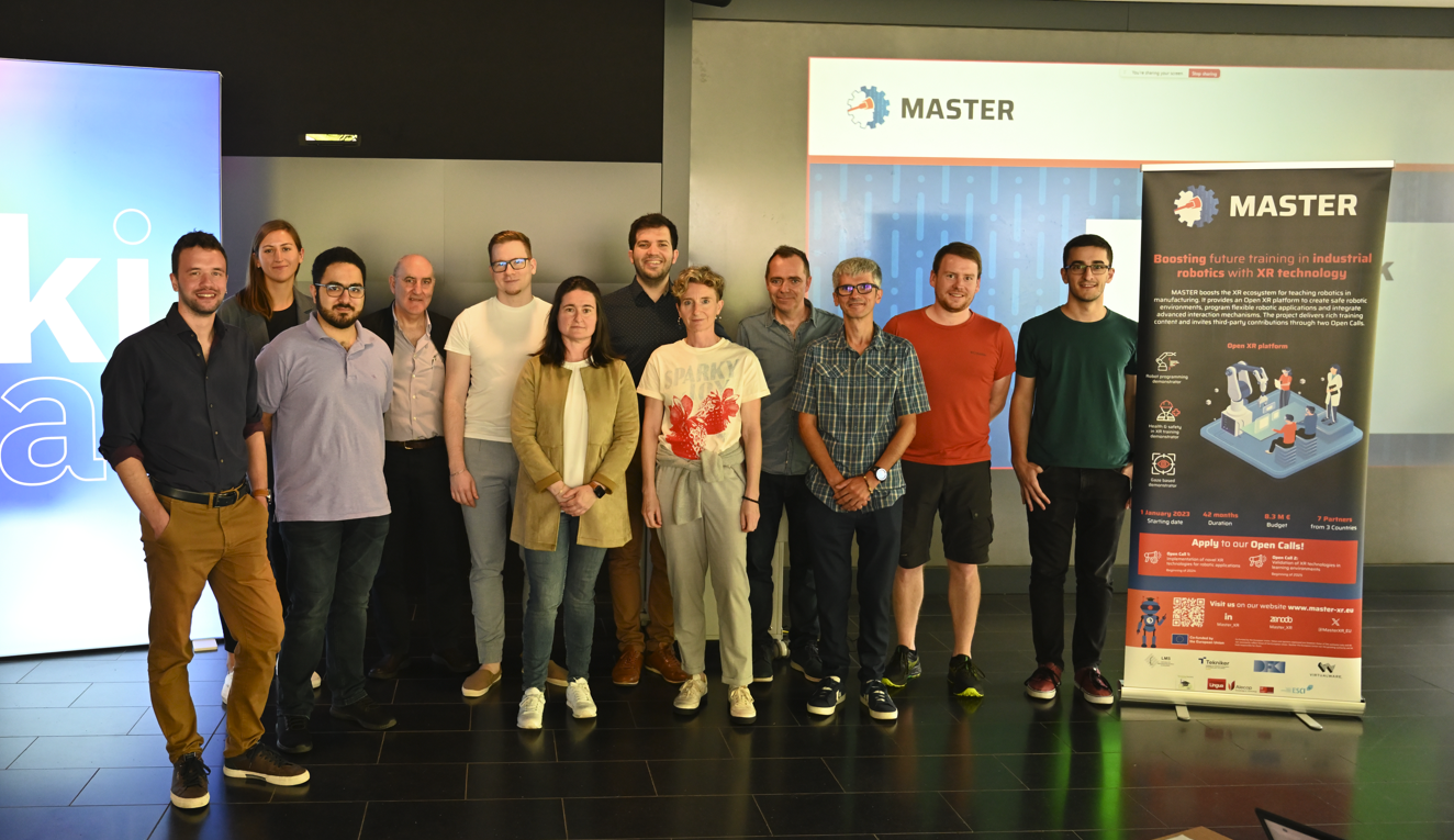 Robotics in Manufacturing - Master